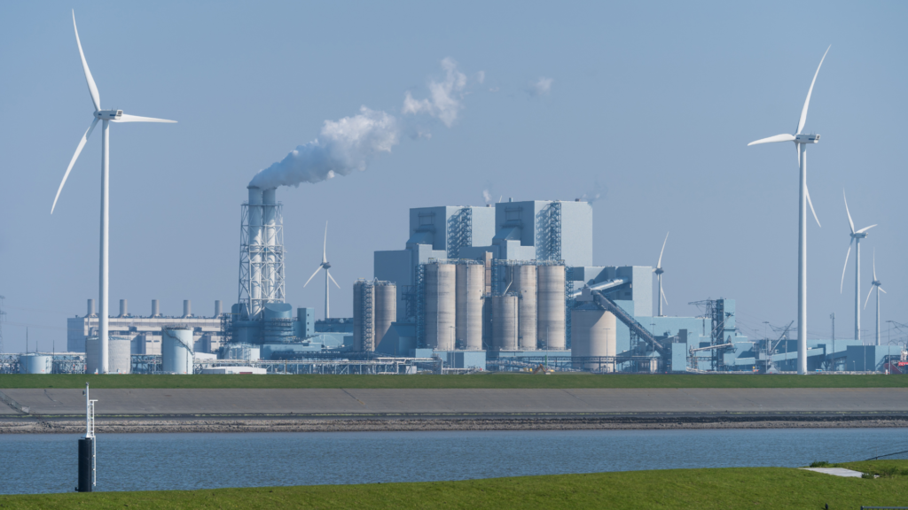 Renewable Energy vs Fossil Fuels: What Are the Facts? - Project Solar UK